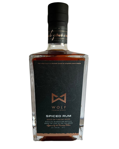 Wolf Spiced Rum (70cl 40%) – Wolf Premium Spirits